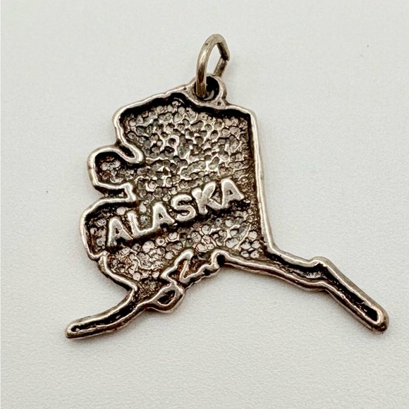 Jewelry | Vintage Sterling Silver Alaska Charm Pendant | Poshmark